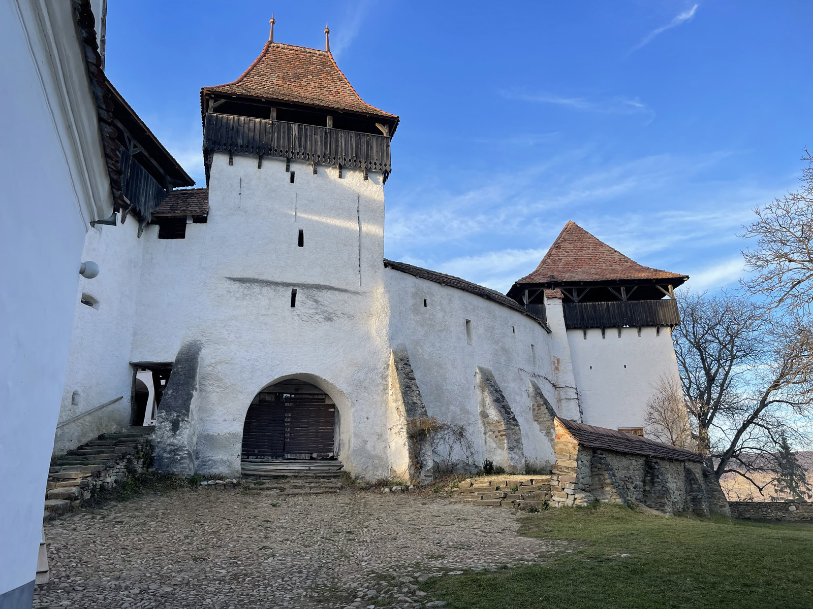 Biserica Fortificată Viscri - Site-ul oficial al Bisericii Fortificate ...